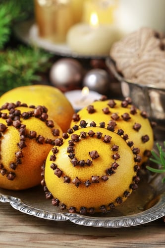 Christmas | Gingerbread Recipe & Pomander Craft Project